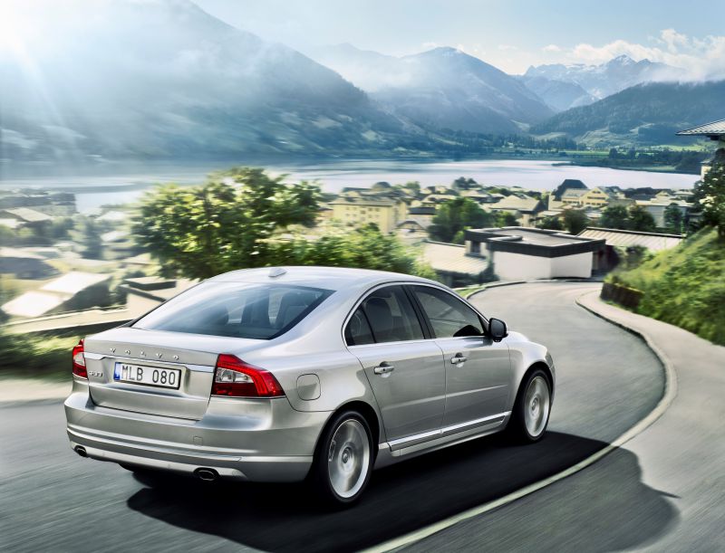 Volvo S80 technical specifications and fuel economy
